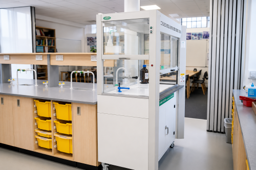 Airone 1000DS Semi-Mobile Ducted Fume Cupboard | School Science Labs